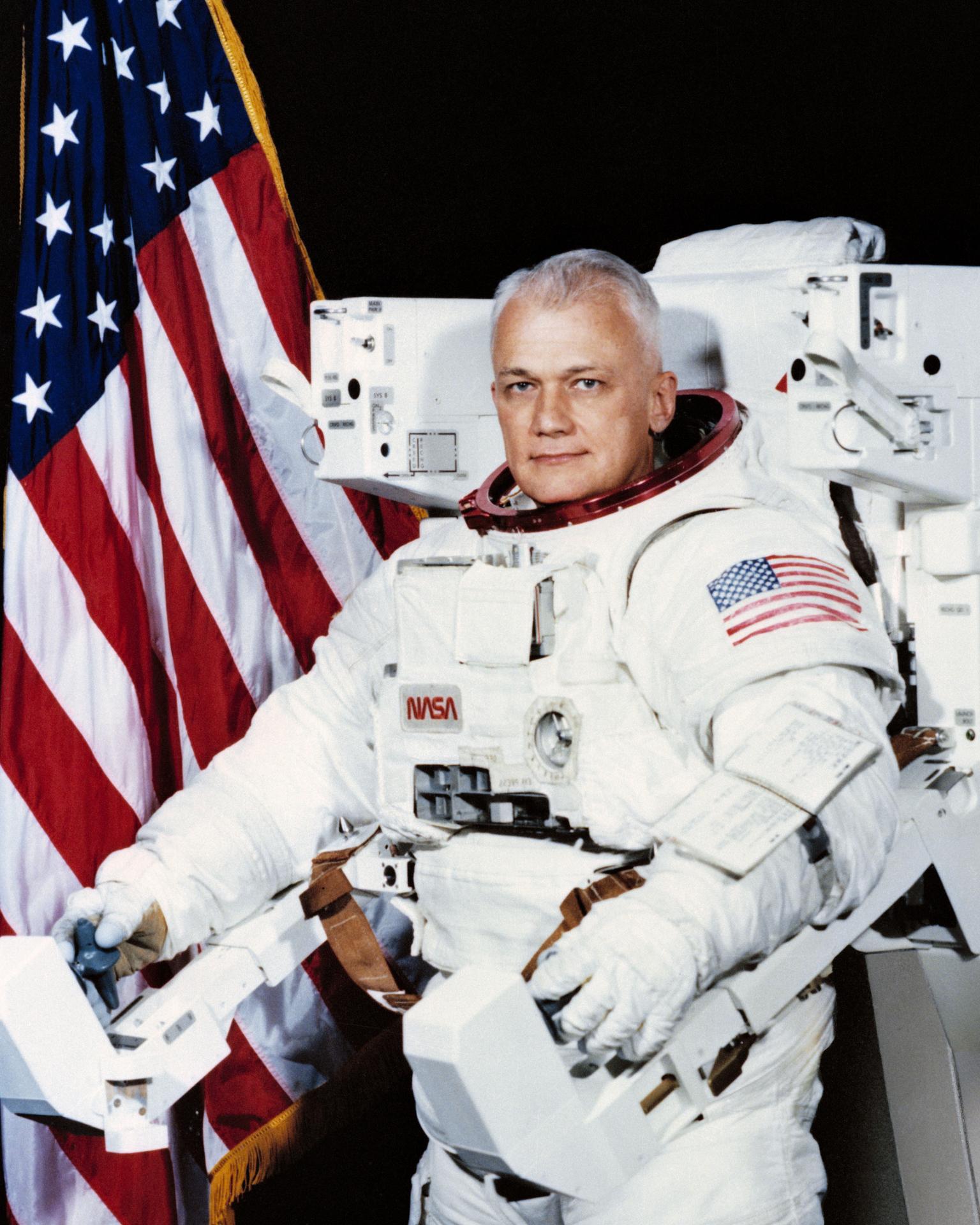 Bruce McCandless II - New Mexico Museum of Space History